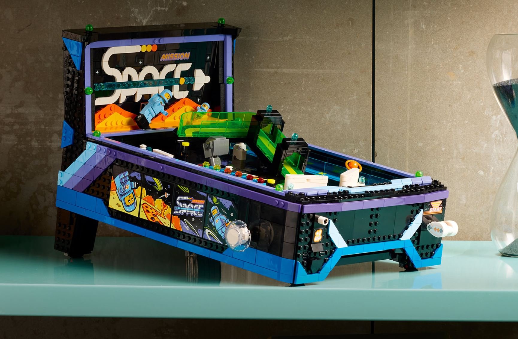 Lego dévoile son tout premier flipper fonctionnel : un set rétro de 2 ...
