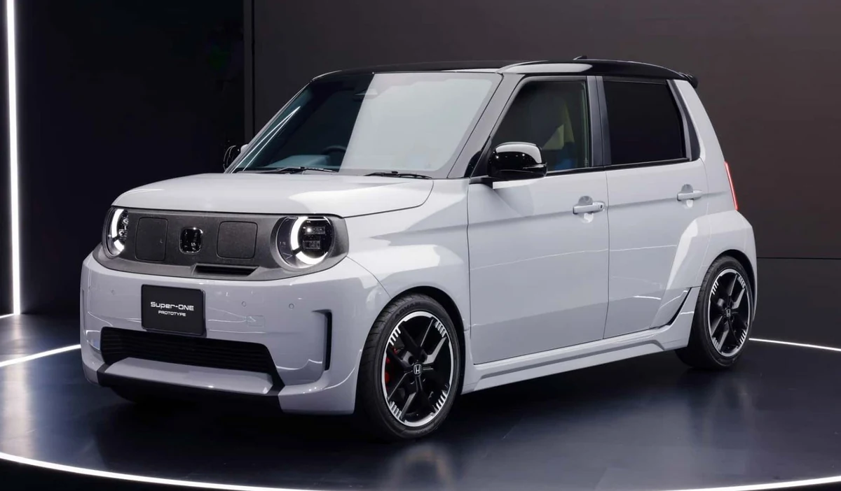 Honda Super One : la mini-citadine électrique qui se prend pour une ...