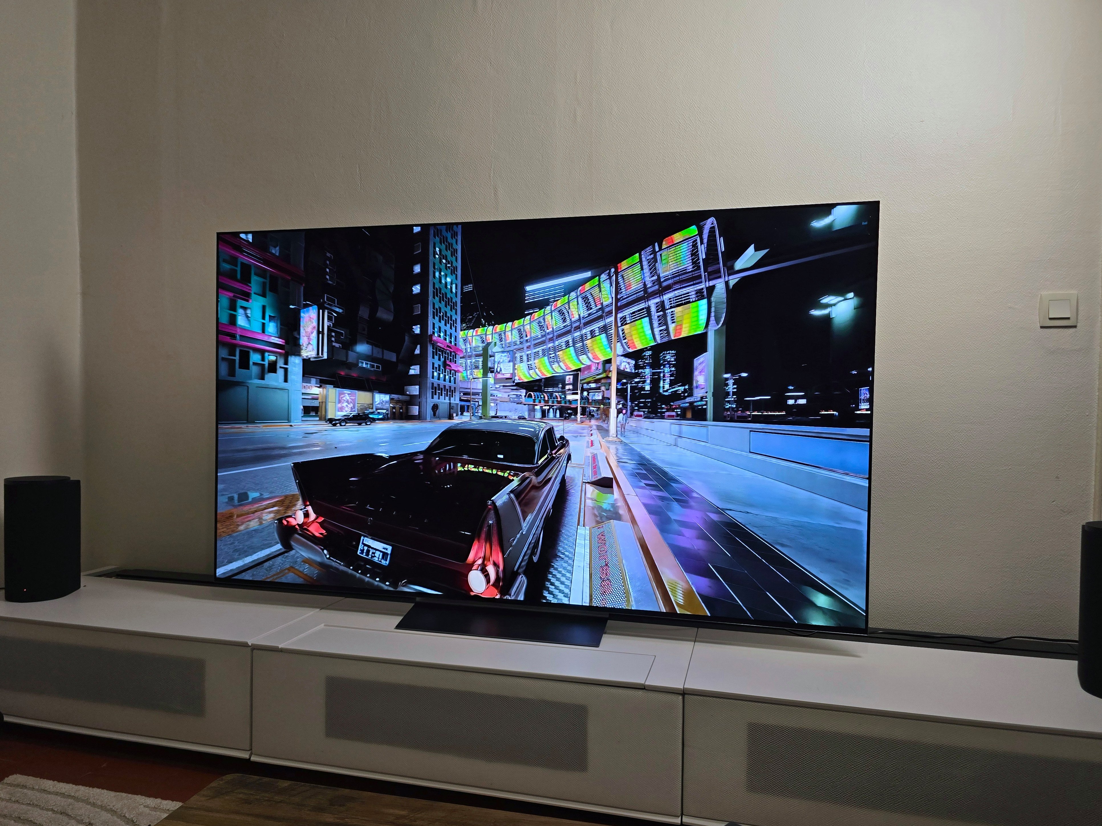 Test LG OLED C6 : le grand OLED qui brouille la hiérarchie chez LG