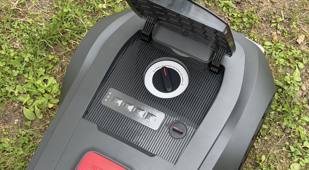 Test Mova Viax 250 : avis complet sur ce robot tondeuse sans fil à ...