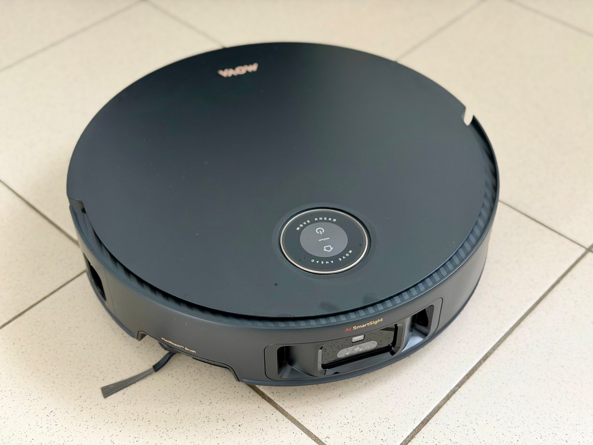 Test Mova Mobius 60 : que vaut le robot aspirateur à trois jeux de ...