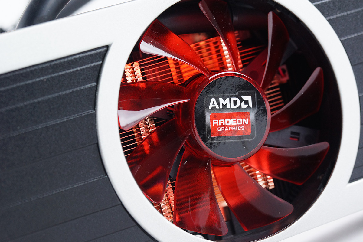 Baisse de prix pour les cartes bi-GPU chez AMD et NVIDIA