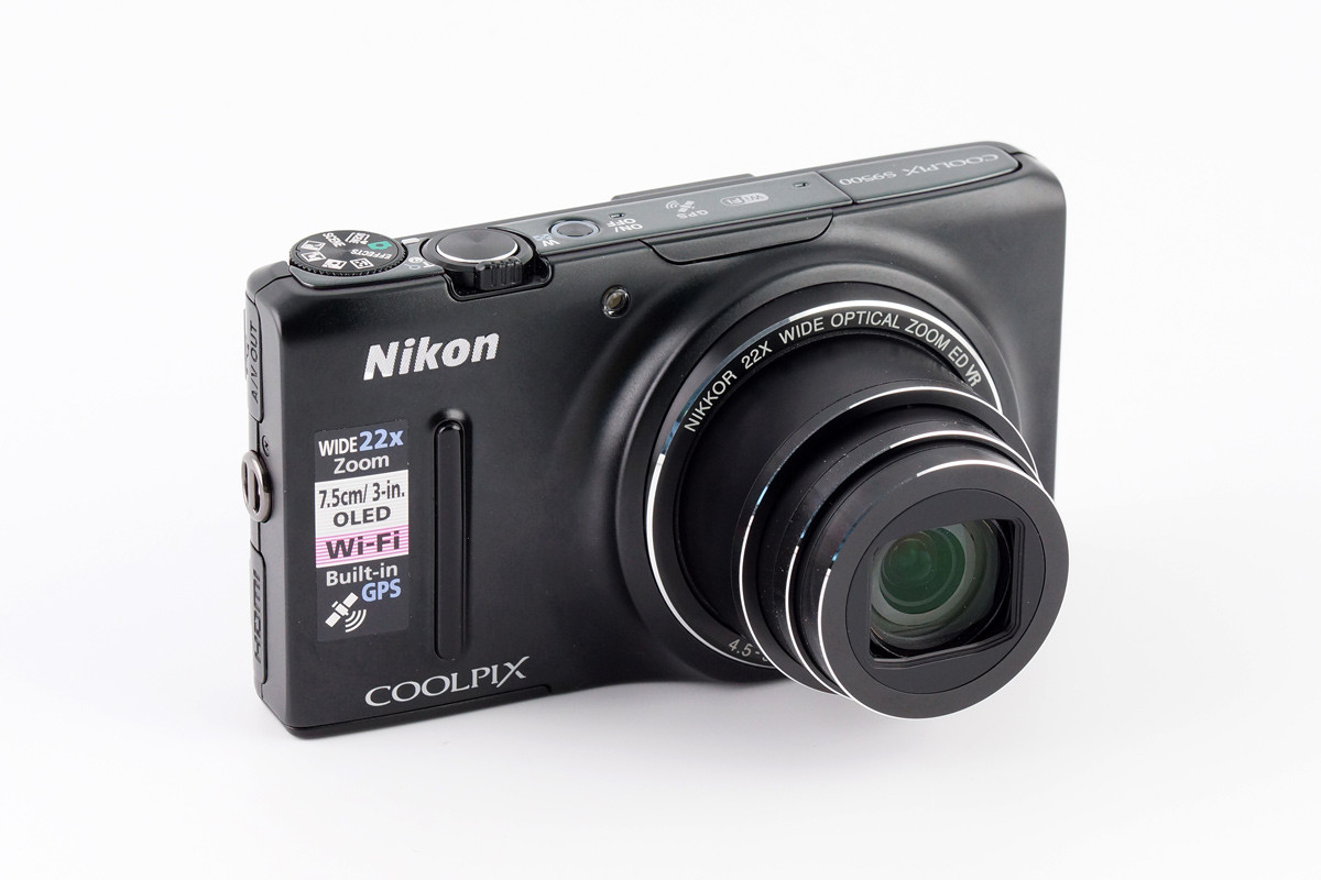 Nikon Coolpix S9500 : la simplicité avant tout