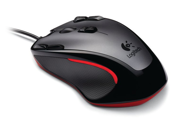 Test Logitech G300 : une entrée de gamme qui cache bien son jeu
