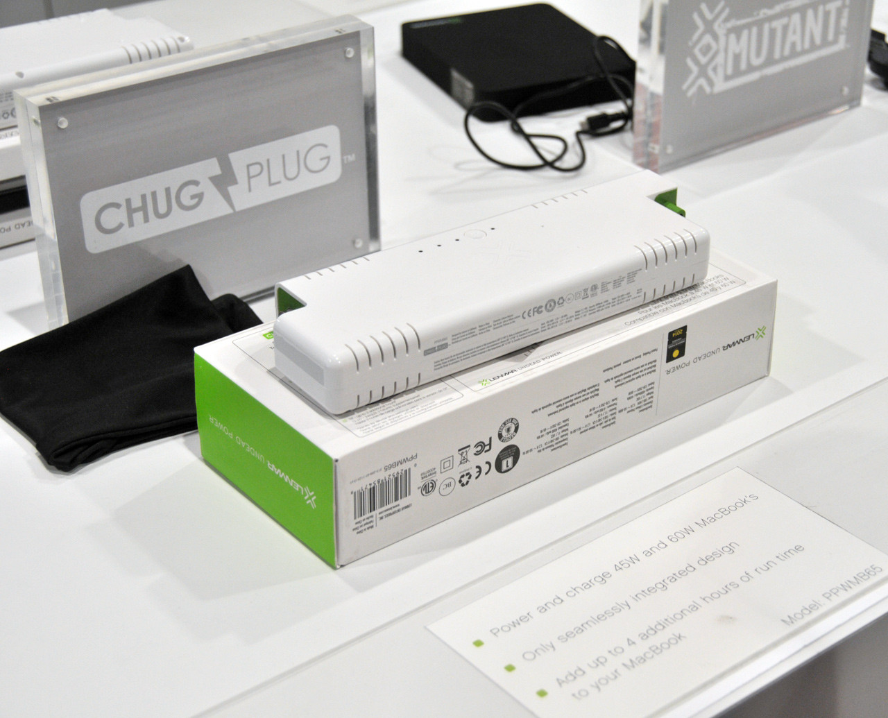 CES 2014 : Le Chug Plug, une batterie/chargeur pour votre Mac