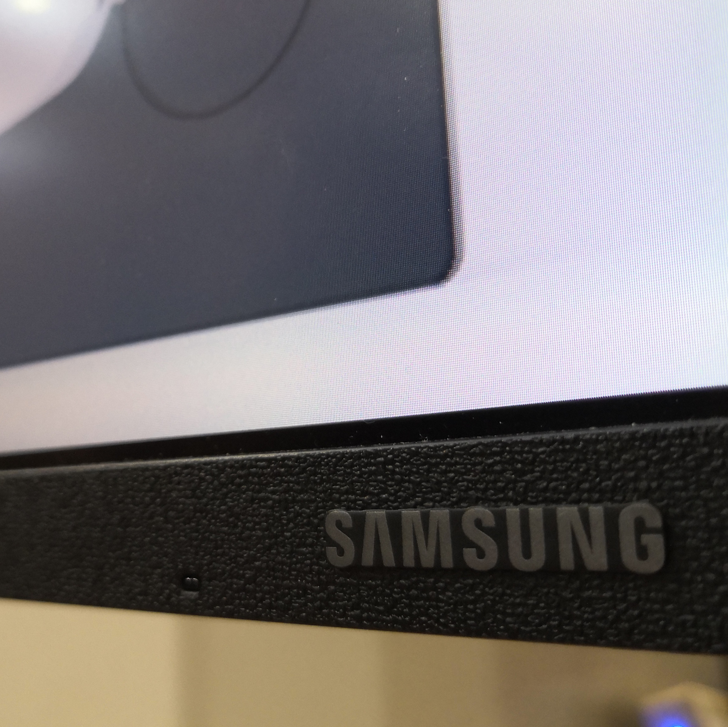 Samsung présente en exclusivité ses nouveaux écrans, dont le Space ...