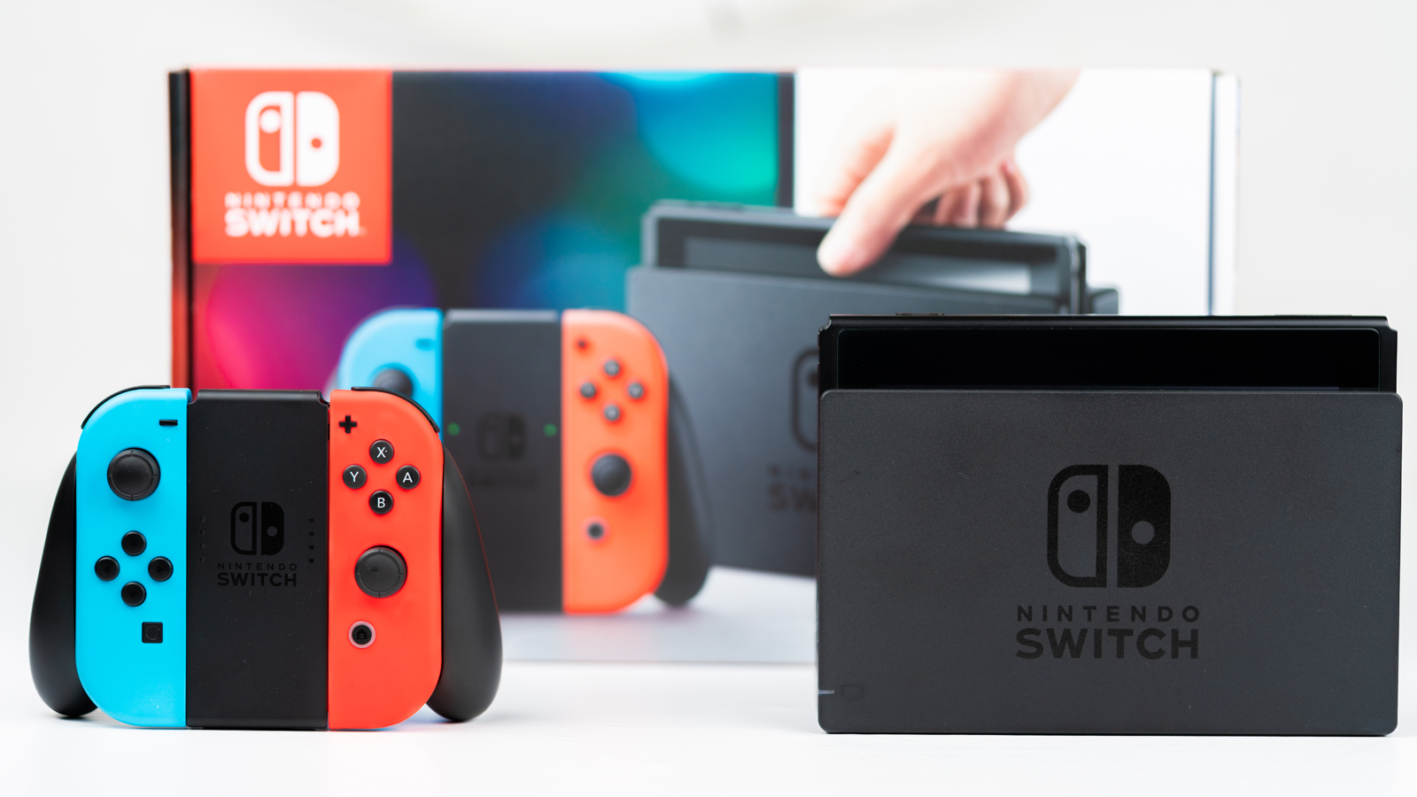 French Days Amazon : Nintendo Switch néon à 269,99€ pour une durée limitée