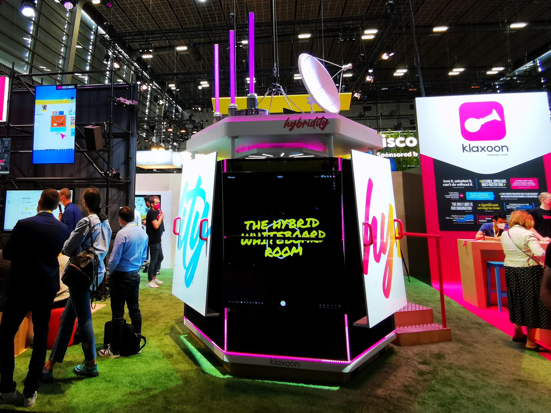 Avec Hybridity et Board Hybrid, Klaxoon révolutionne le monde des ...