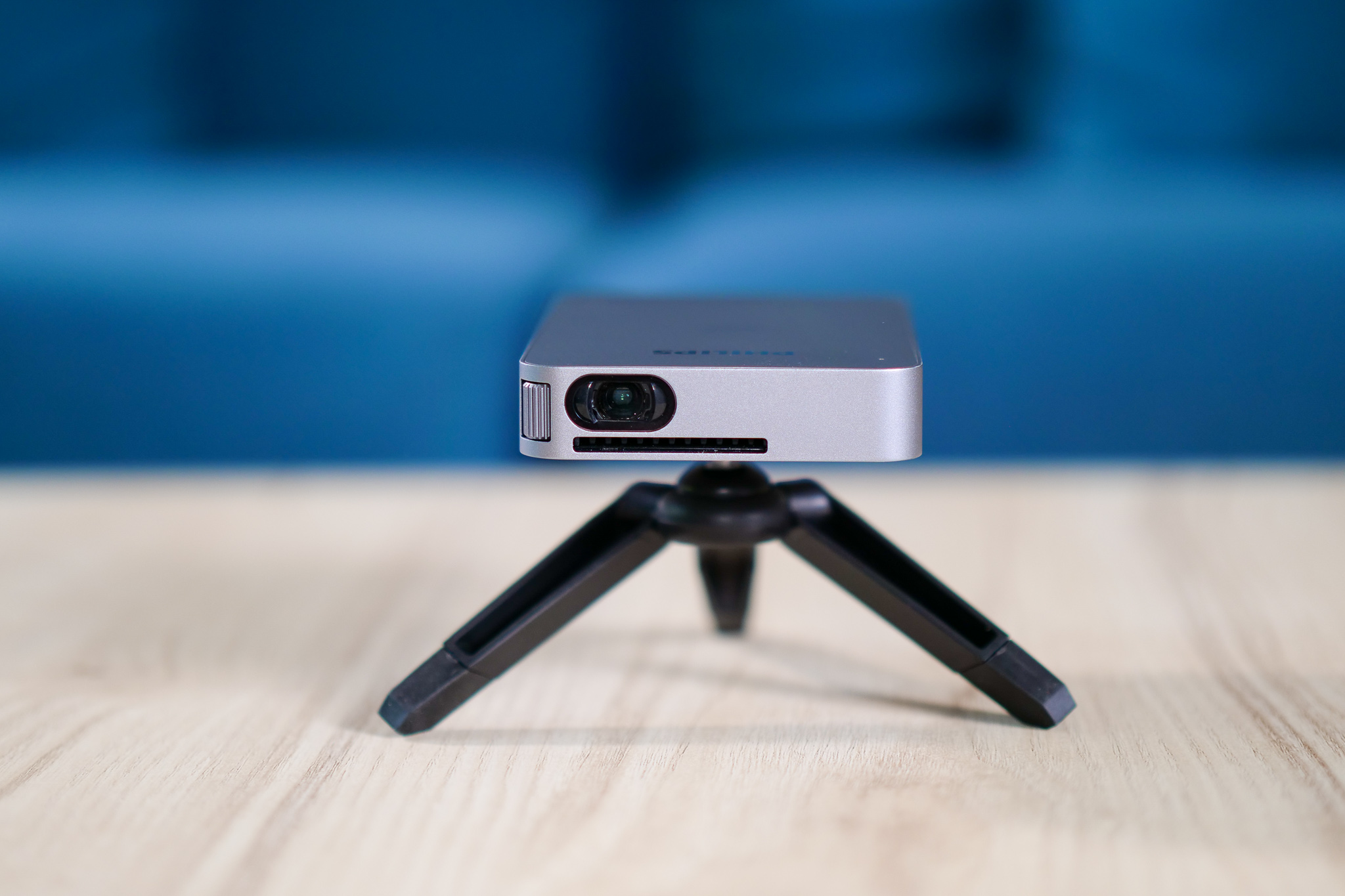 Test Philips GoPix 1 : un mini vidéoprojecteur nomade parfait pour les ...