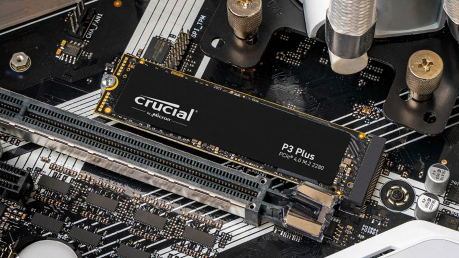 4 To de stockage ultra-rapide : le SSD Crucial P3 Plus à prix réduit ...