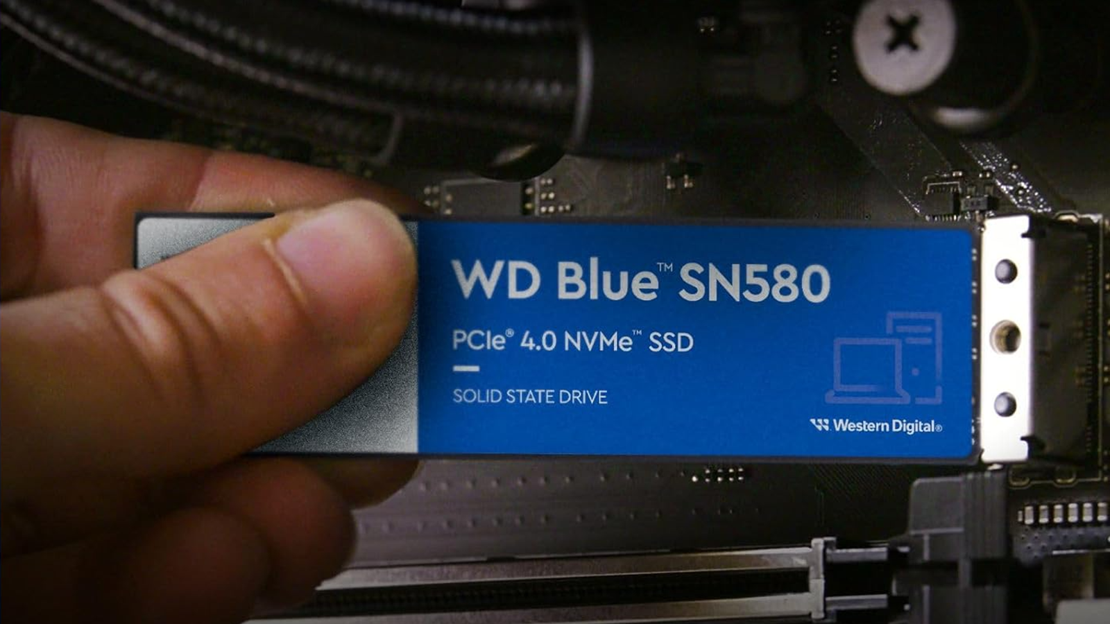 Avant même les Soldes d'été, faites vous plaisir avec cet excellent SSD ...